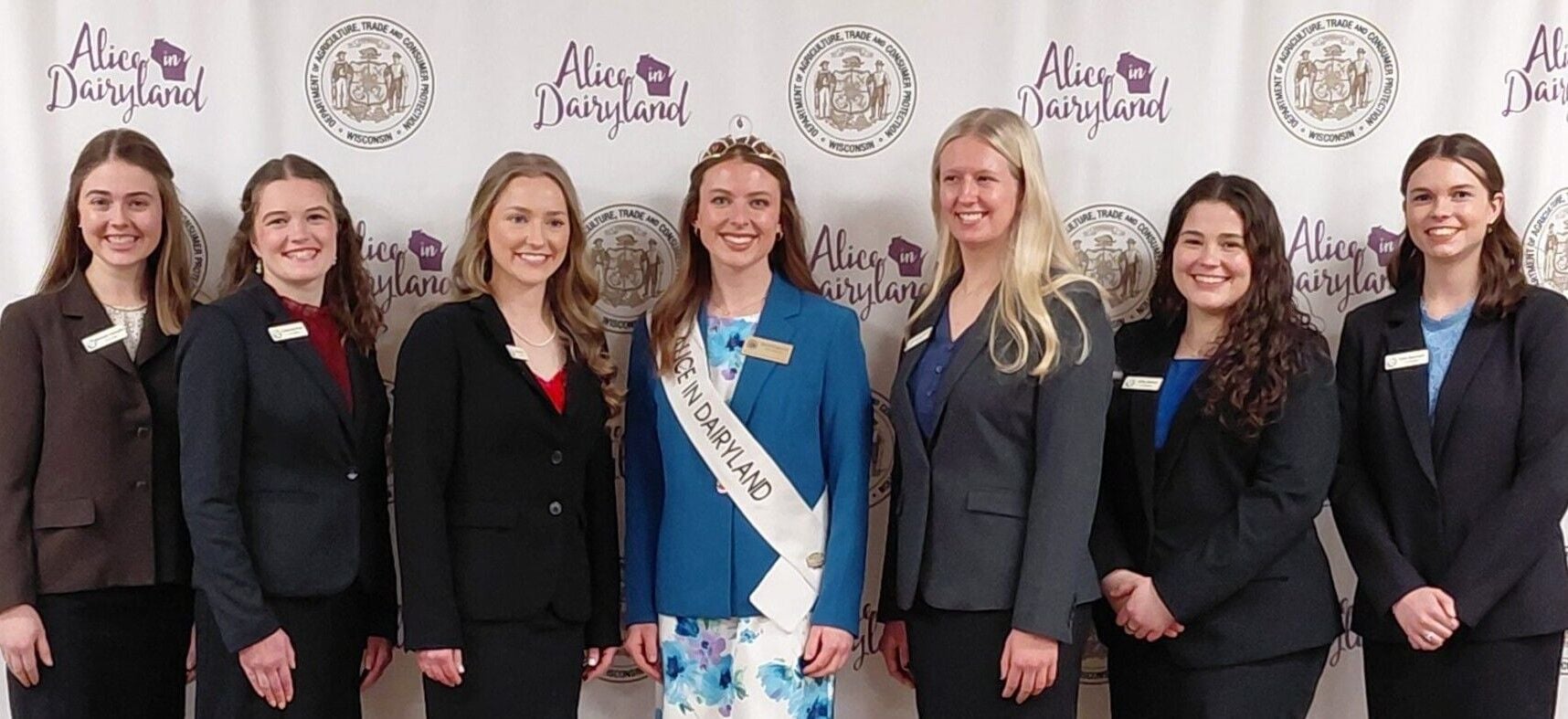 Wisconsin's newest Alice in Dairyland named | News | baldwin-bulletin.com