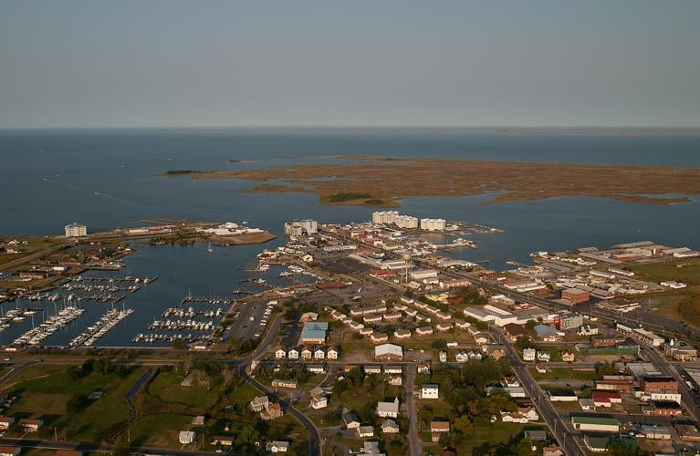 Maryland town turns up heat in effort to fend off rising water ...