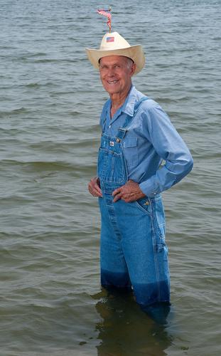 Bernie Fowler, Maryland state senator and clean-water champion ...
