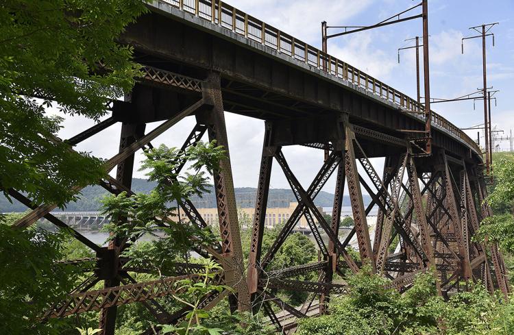 Trestle bridge hike delivers grand views of the Susquehanna River ...