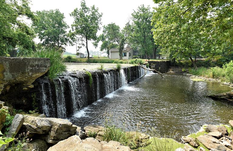 Dammed-up soil could help heal abandoned mine land | Pollution ...