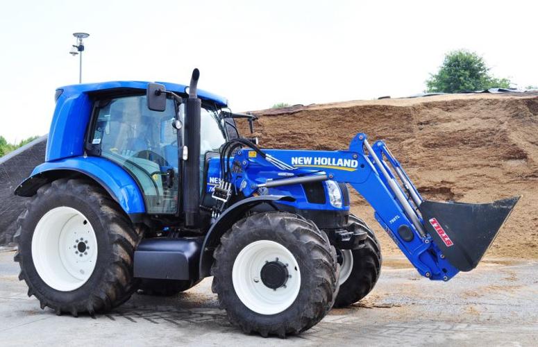 Poo powered tractor plows forward | Blogs | bayjournal.com