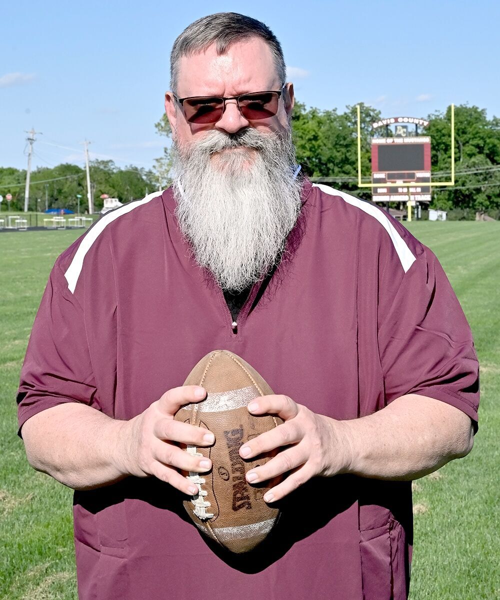 Lite hired as new Mustang football coach | Sports | bdemo.com