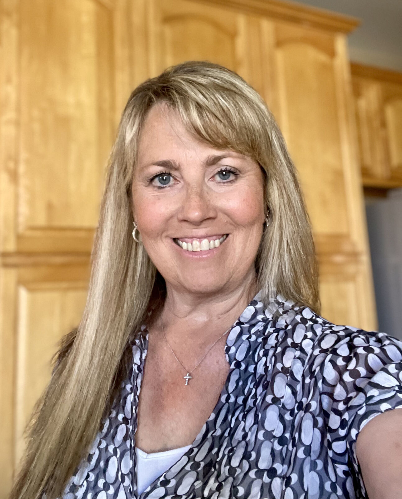 Bellevue native Amy Schroeder named NFHS Section 7 Volleyball Coach of ...