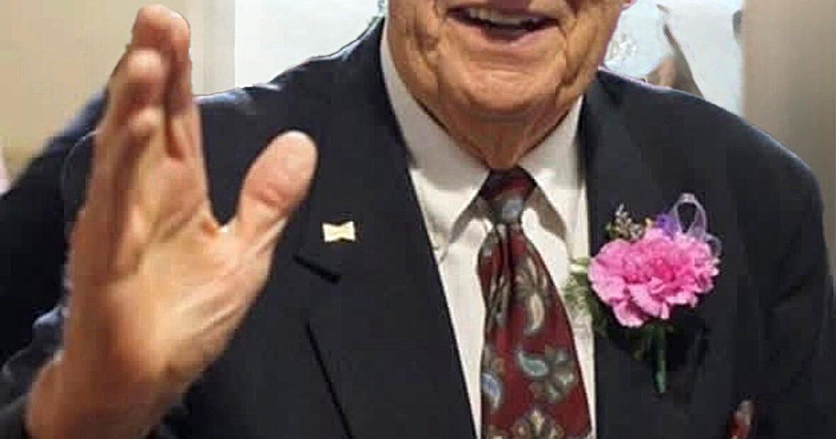 Gerald M. Schroeder, 96 | Obituaries | bellevueheraldleader.com
