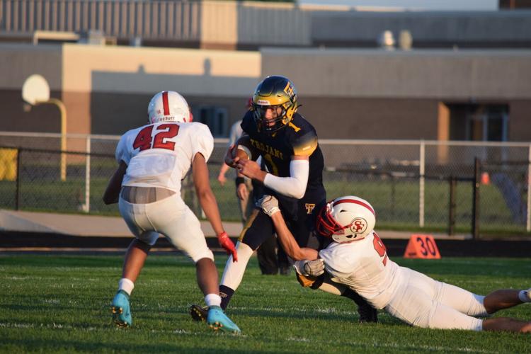 Beloit Turner football team wins second-straight game in commanding ...