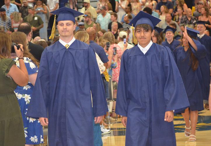 Turner graduates thank those who had their backs | Local News ...