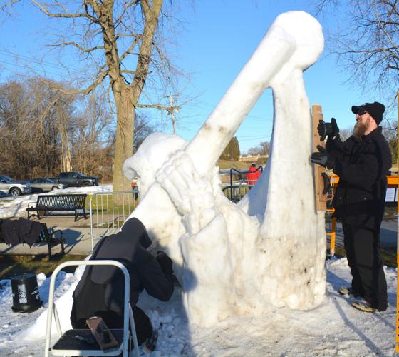 Crowds turn out for Rockton's Yeti Fest | Local News | beloitdailynews.com