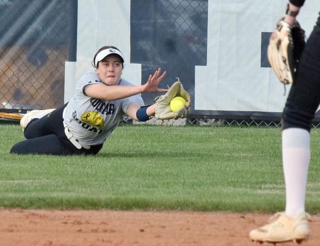 Beloit Turner softball prevails over Clinton in duel between freshman ...