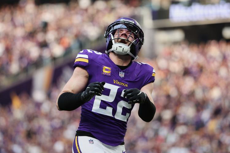 Harrison Smith stays in the moment with the Vikings, as his 14th season ...