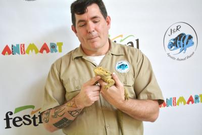 Neenah animal group back Saturday for more exotic pets | News ...