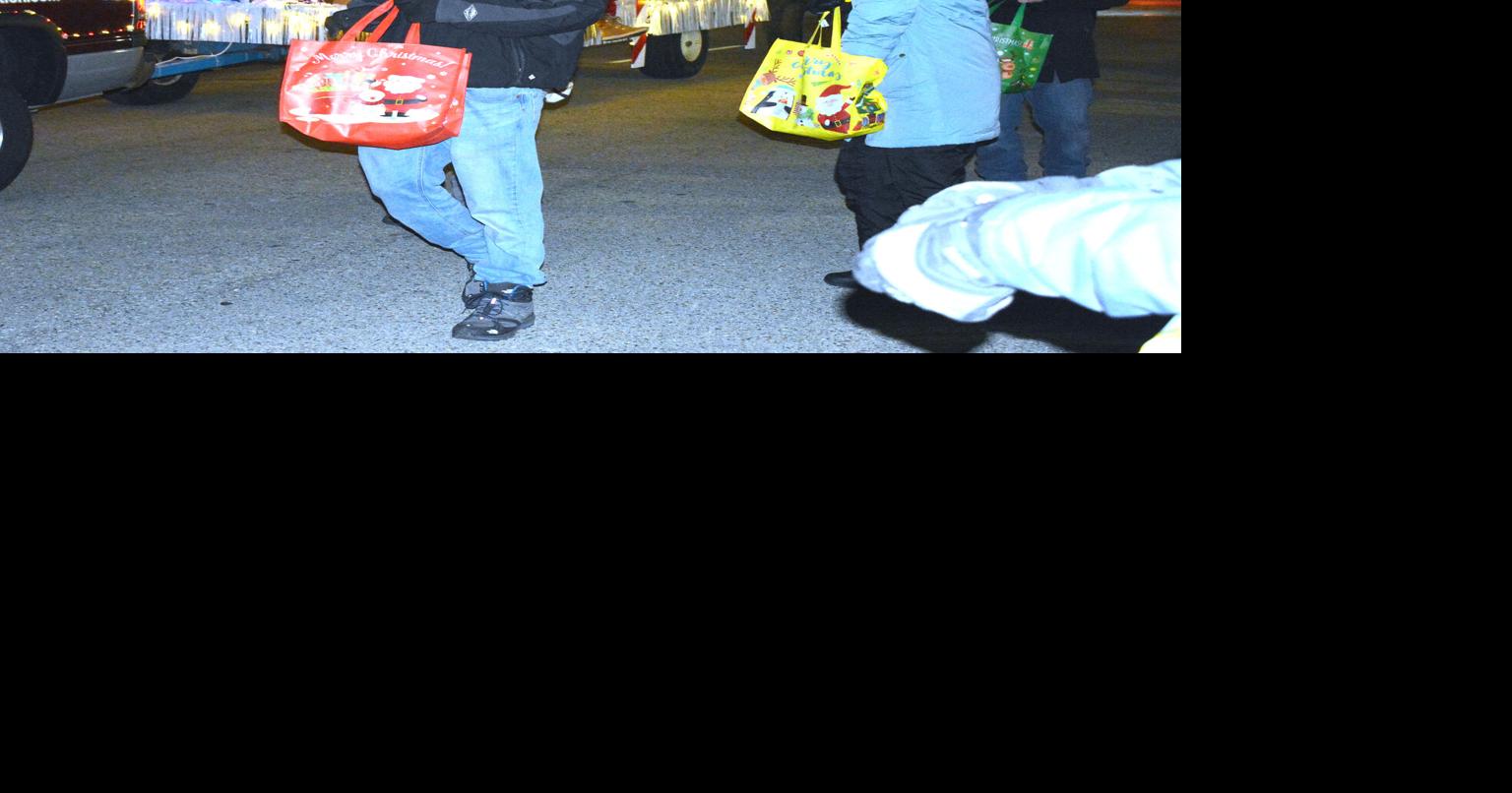 Rockton parade lights up the holiday season | Local News ...