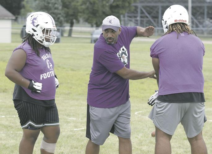 Beloit Memorial football team hopes to end playoff drought | Sports ...