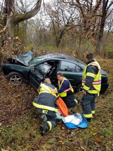 Car hits tree | Uncategorized | beloitdailynews.com