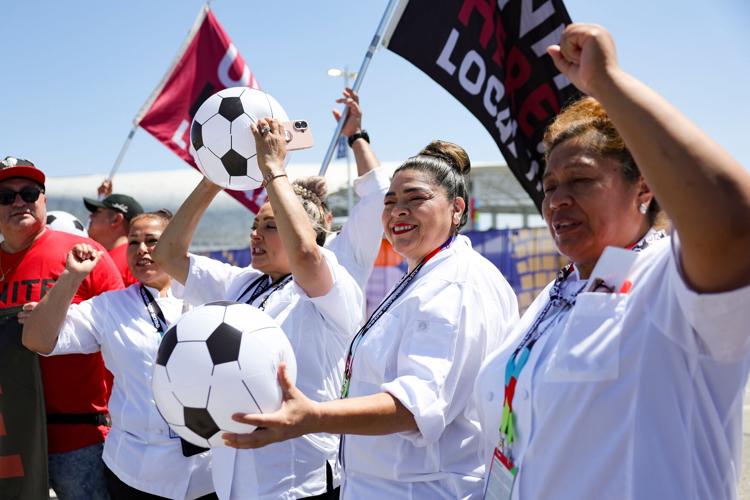 Stadium workers near LA say they have a tentative deal, averting strike ...