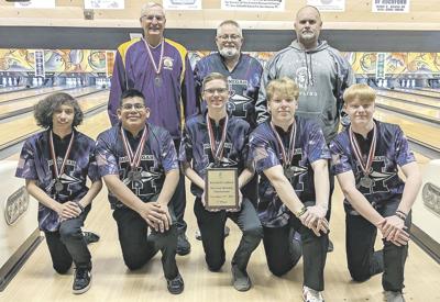 Hononegah boys bowling team sets Illinois, national records | Sports ...