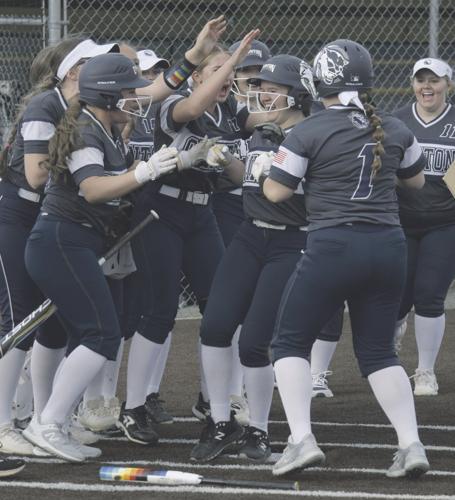 Clinton softball edges Beloit Turner 8-6 to up RVC Rock-winning streak ...