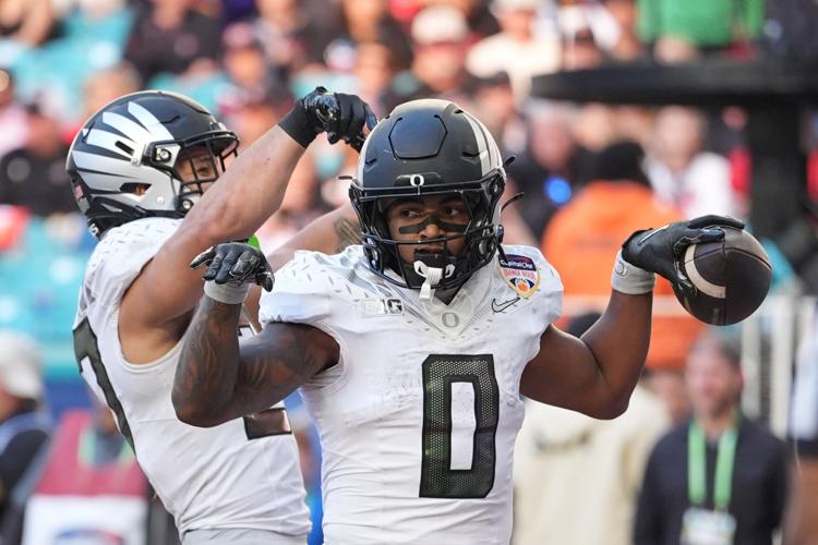 Oregon running back Jordon Davison ruled out for Peach Bowl semifinal ...