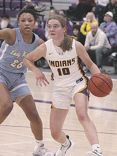 Hononegah's Emma Clark to play basketball at Saint Xavier University ...