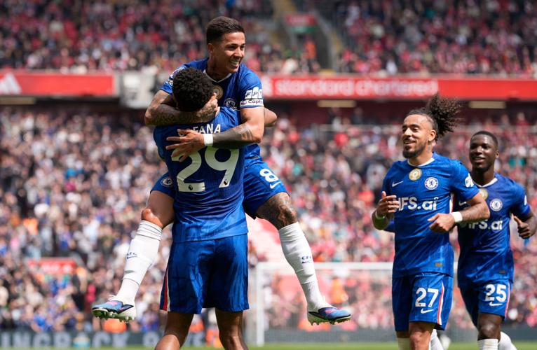 Boos at Liverpool as defending Premier League champ drops more points ...
