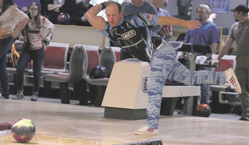 Bowler Johnny Ward's 300 spices second night of Daily News Tournament ...