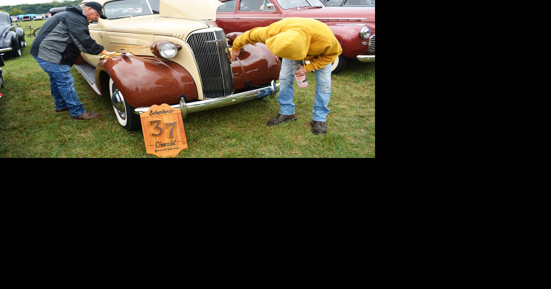 Despite rain, Autorama attracts lots of classic car lovers | Local News ...