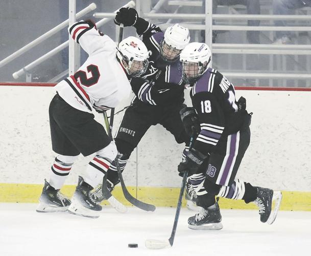 Beloit Memorial boys hockey team wins own Thanksgiving tournament ...