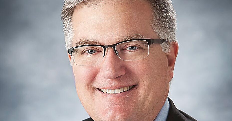 First National Bank president retires | Business News | beloitdailynews.com