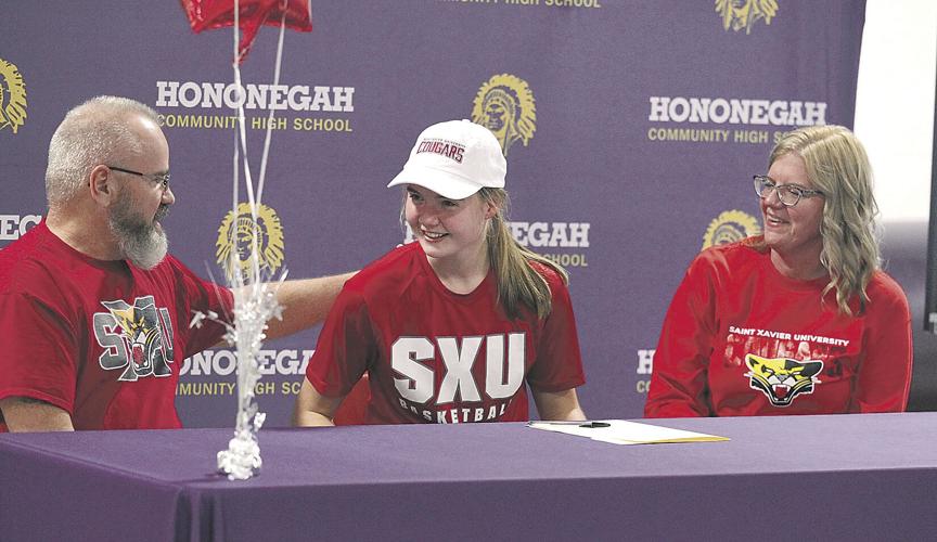 Hononegah's Emma Clark to play basketball at Saint Xavier University ...