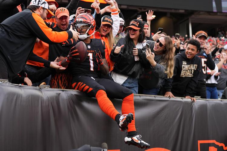 Ja'Marr Chase has two TD catches as Bengals breeze past Cardinals 37-14 ...