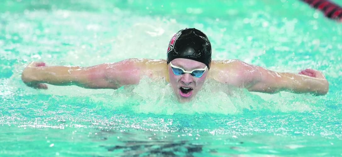 Beloit Memorial graduate Aidan Donovan setting records for Grinnell ...
