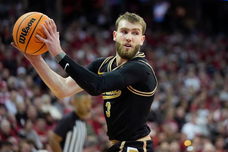 Purdue guard Braden Smith sets Big Ten assists record but has bigger ...