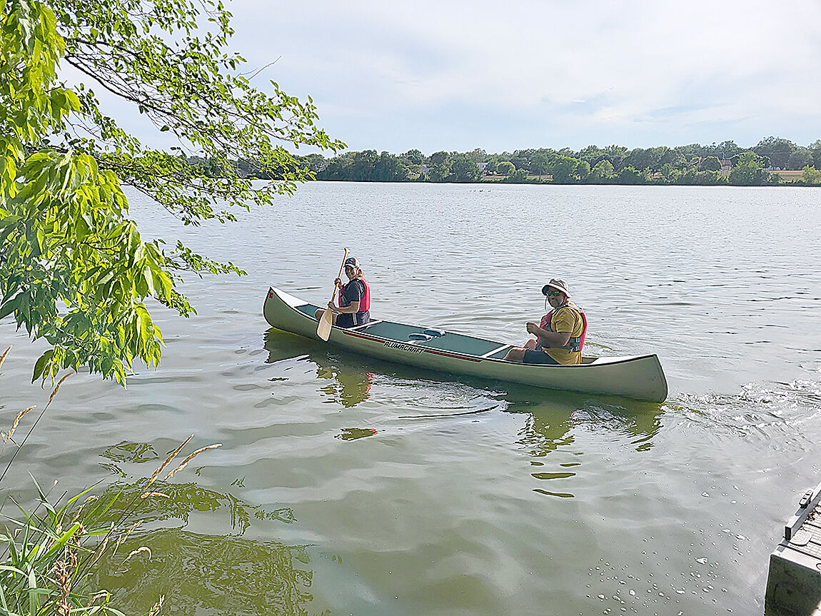 Canoes, kayaks, paddleboats offered | Local News | beloitdailynews.com