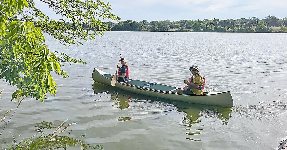 Canoes, kayaks, paddleboats offered | Local News | beloitdailynews.com