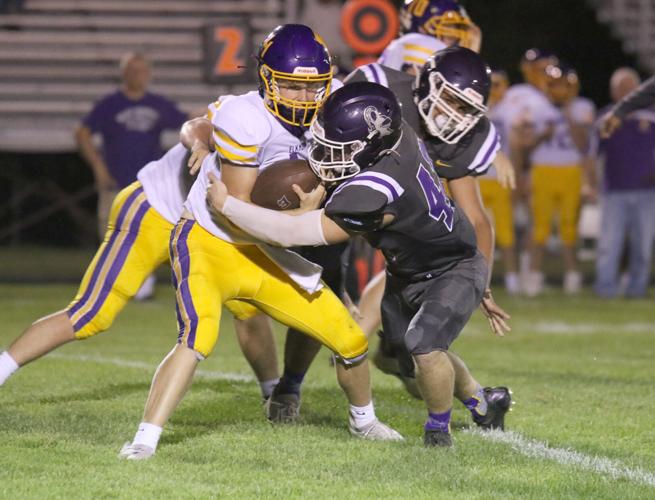 Beloit Memorial wins first Southern Lakes Conference football game ...