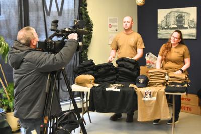 USS Beloit crew hypes commissioning ceremony at winter market | Local ...