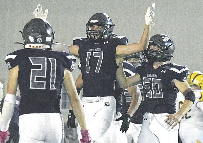 Clinton football ready for playoff showdown with Prairie du Chien ...