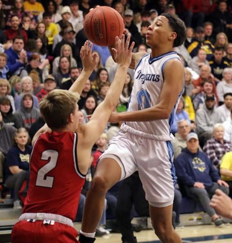 Beloit Turner rolls over Edgerton in WIAA boys regional basketball ...
