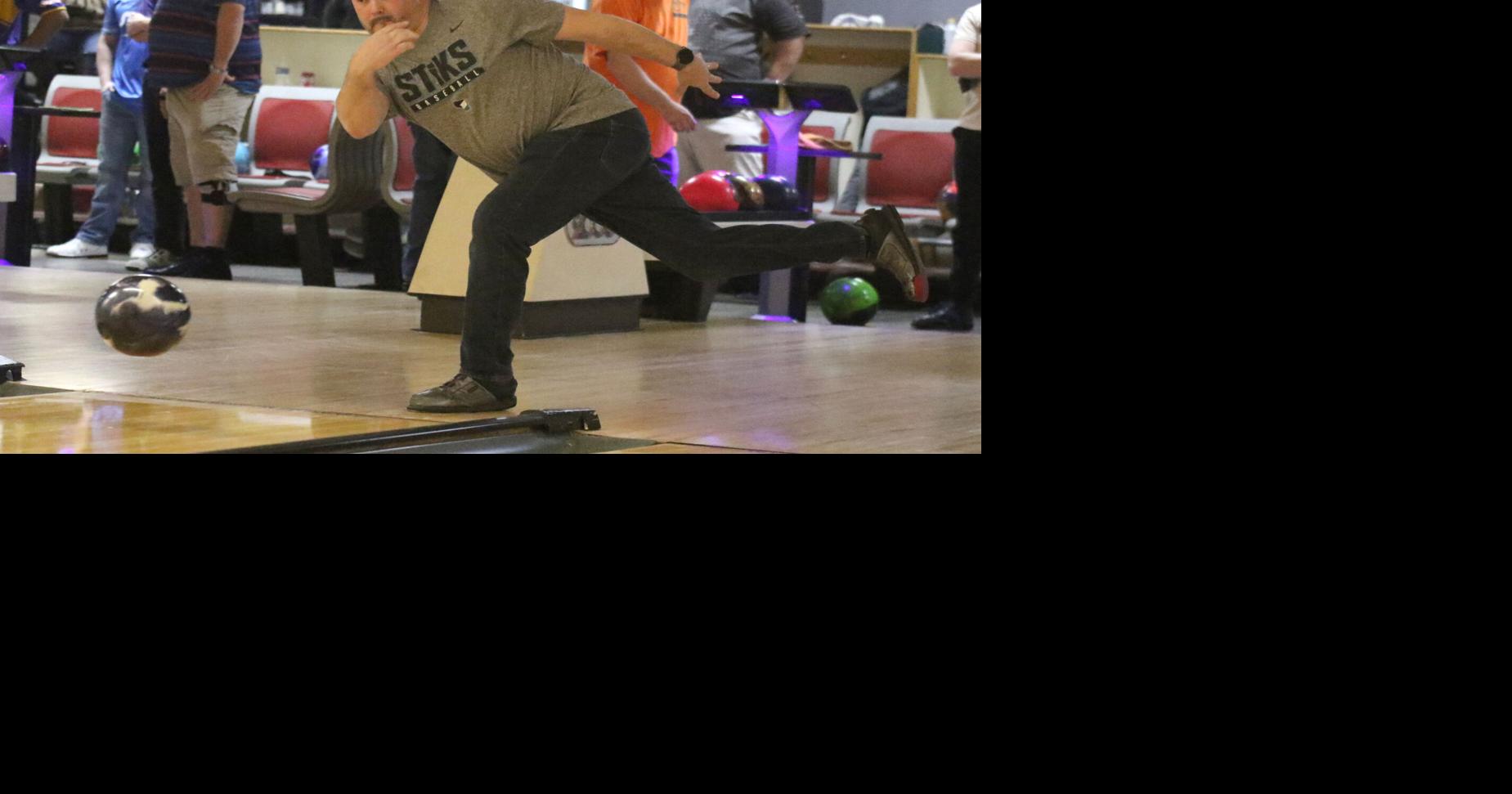 98th Beloit Daily News Holiday Bowling Tournament starts with a bang ...