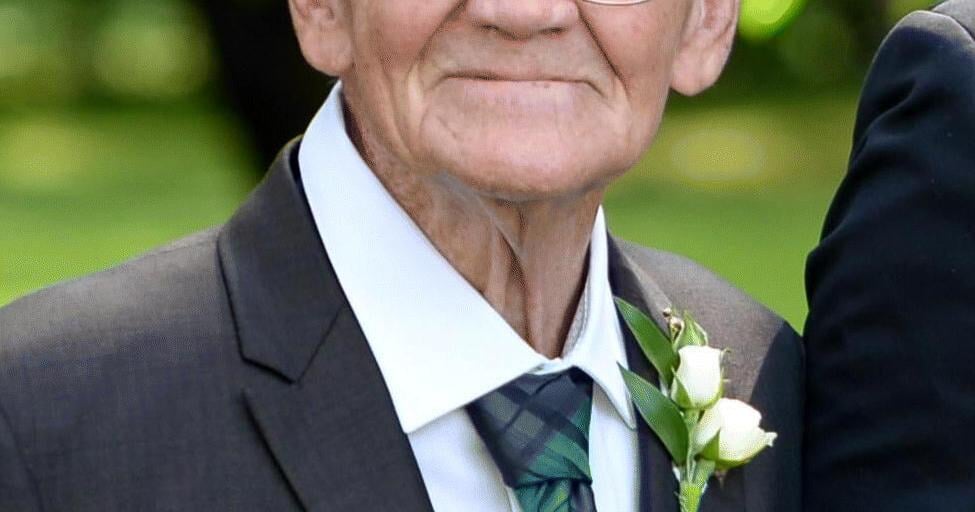 Robert F. Lawhorn | Obituaries | beloitdailynews.com