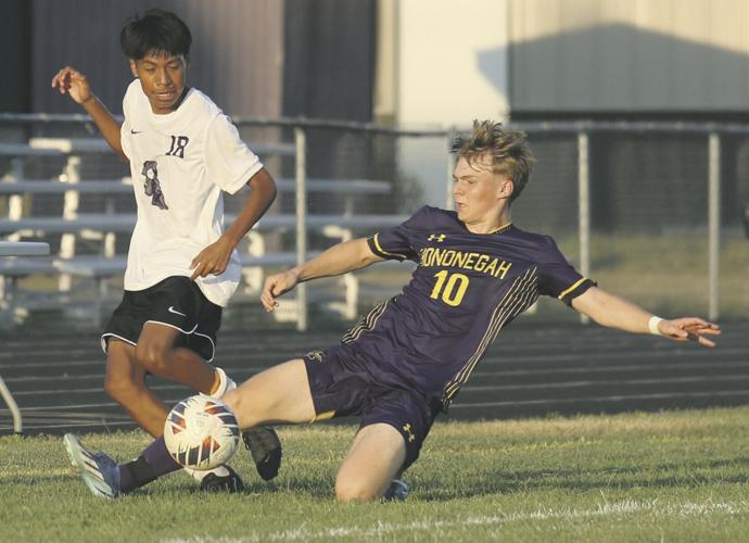 Beloit Memorial boys soccer team comes out on top of physical contest ...