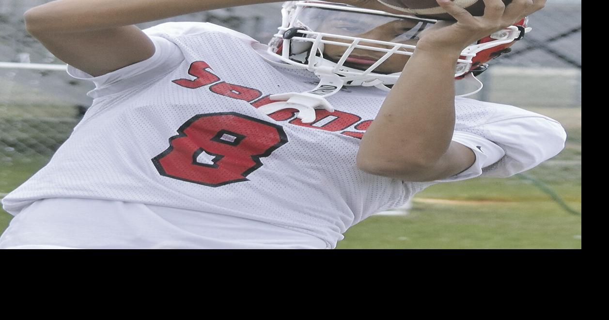 Kaden Cook uses quarterback mindset to find success as a wide receiver ...