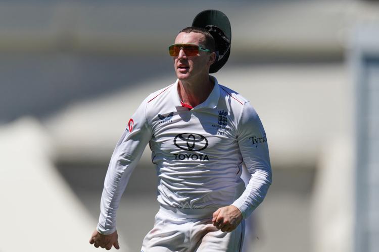 Jacob Bethell's first test century helps England push the fifth Ashes ...