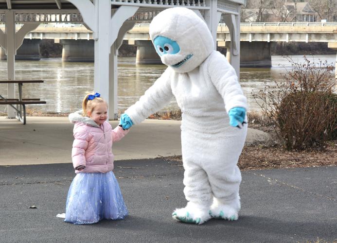 Dancing, dog sleds and dining part of Yeti Fest in Rockton | Illinois ...