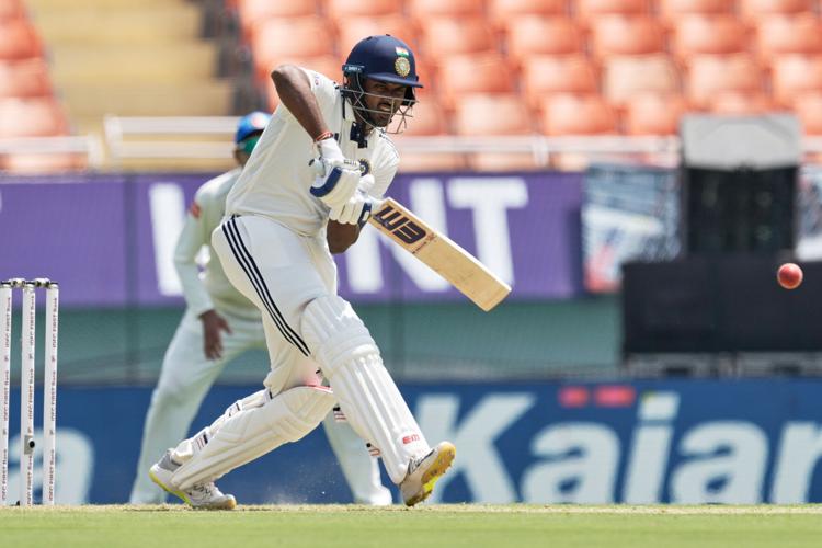 Gill, Rahul centuries lead dominant India to 368-3 on Day 1 of one-off ...