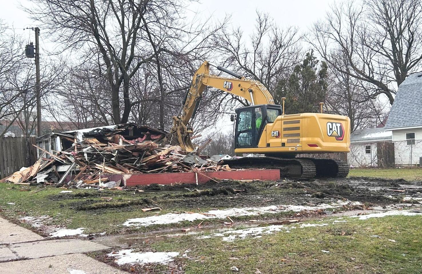 Possible Lincoln Academy expansion plans draw fire at city council ...