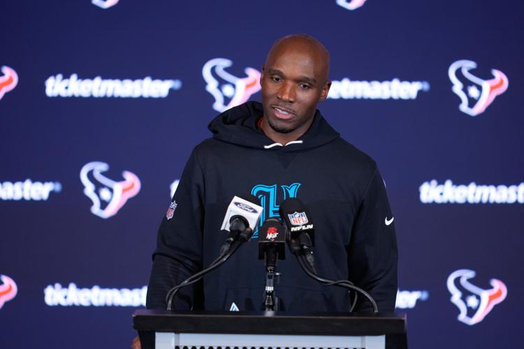 Houston heads to Pittsburgh in search of first road playoff victory in ...