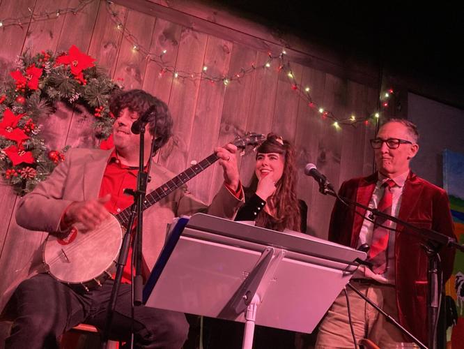 Bennington banters with Kat Wright and Brett Hughes at holiday show at ...