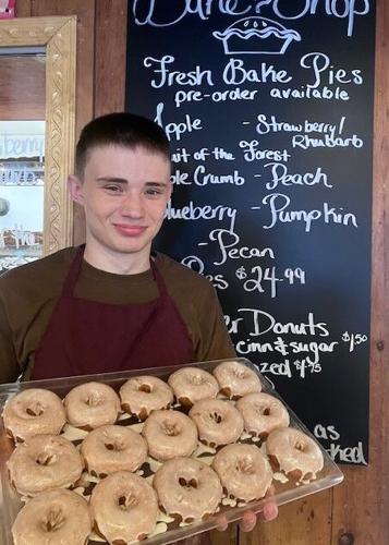 It's Maple in April at the Apple Barn | Local News | benningtonbanner.com