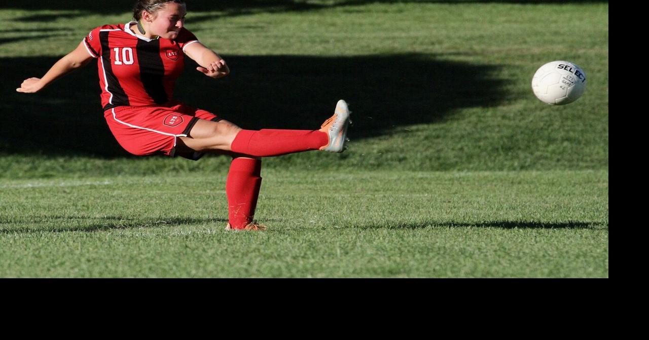 Poultney soccer blanks Long Trail | Sports | benningtonbanner.com